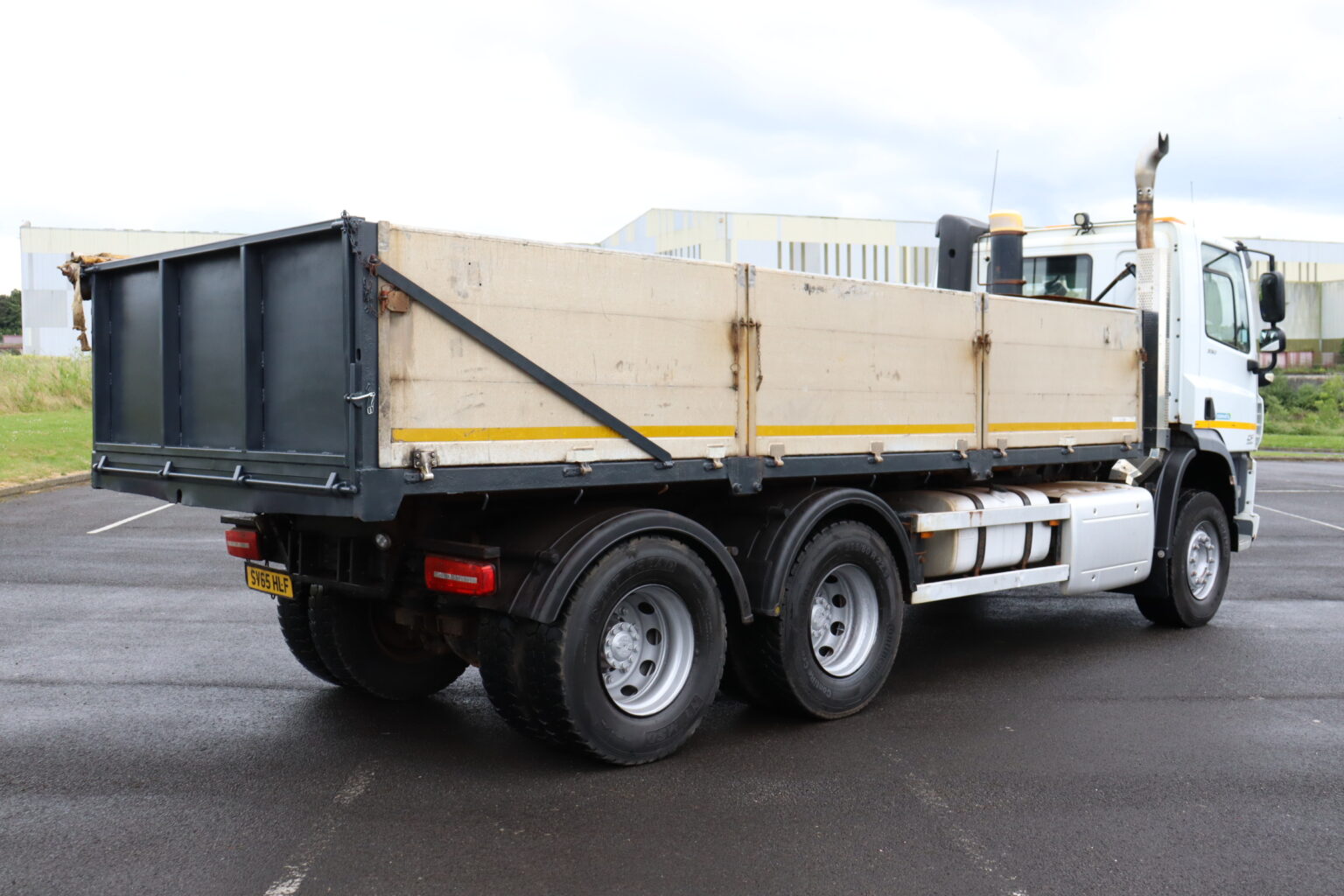 DAF CF 360 6X4 WILCOX DROPSIDE TIPPER (2016) - Comvex Trucks