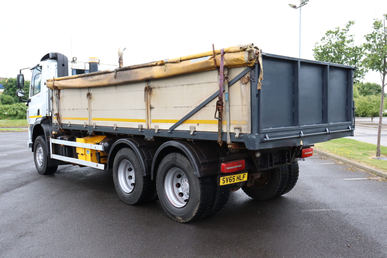 DAF CF 360 6X4 WILCOX DROPSIDE TIPPER (2016) - Comvex Trucks