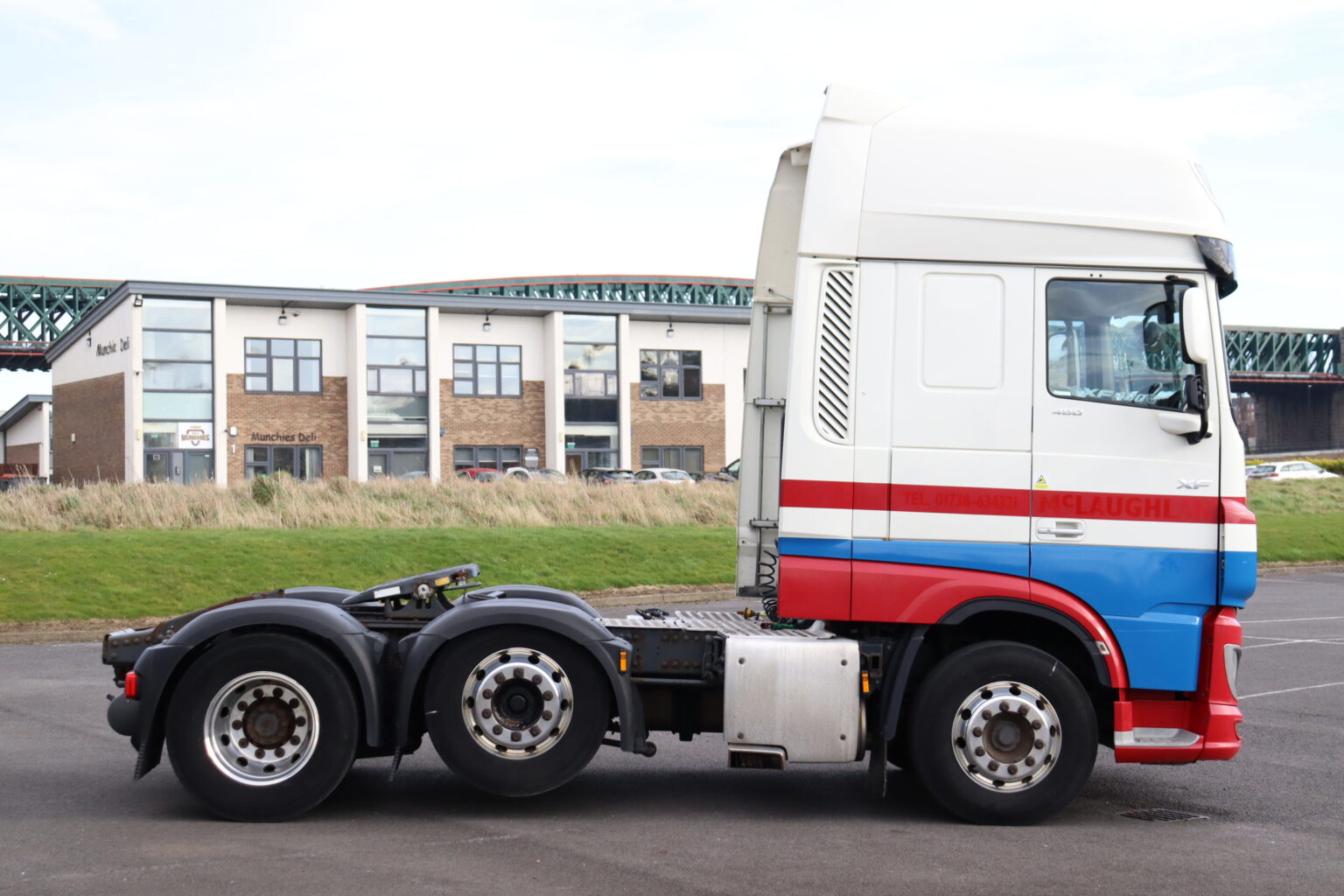 DAF XF 106 480 6X2 SUPER SPACE 6X2 MIDLIFT TRACTOR (2017) - Comvex Trucks