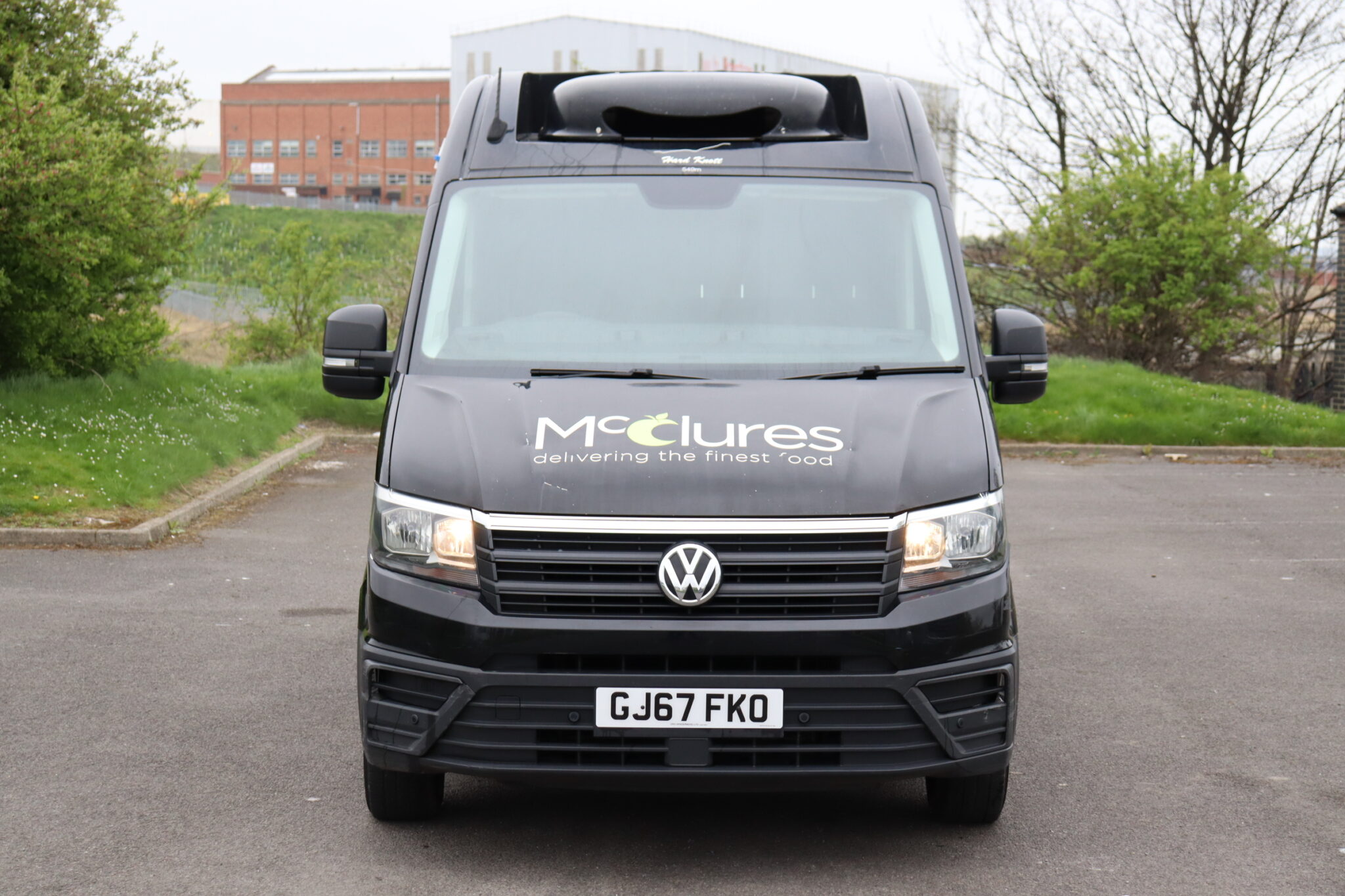 VOLKSWAGEN CRAFTER CR35 TDI GAH FRIDGE FREEZER VAN (2018) - Comvex Trucks