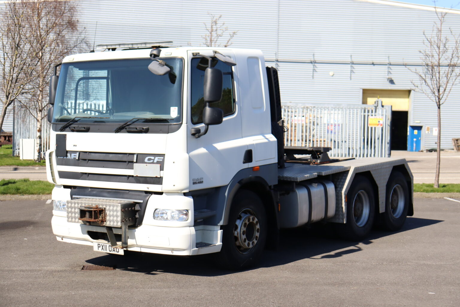 DAF CF85 460 150 TONNE 6X4 HUB-REDUCTION TRACTOR (2011) - Comvex Trucks