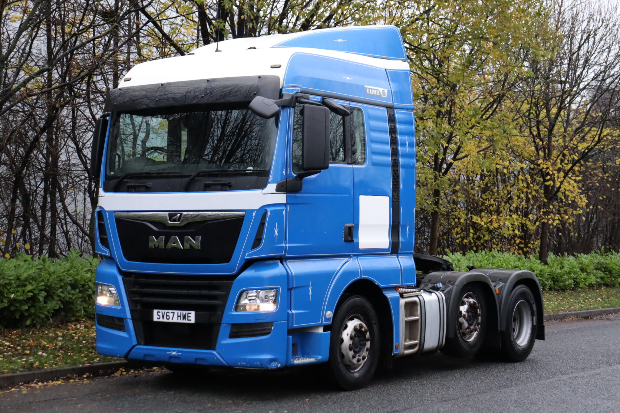 MAN TGX 26 500 XLX 6X2 MIDLIFT TRACTOR (2017) - Comvex Trucks